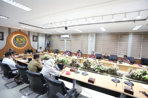 Komisi C Berkomitmen Dukung Pengelolaan Sampah ISWMP - Patroli Cyber Komisi C Berkomitmen Dukung Pengelolaan Sampah ISWMP - Patroli Cyber